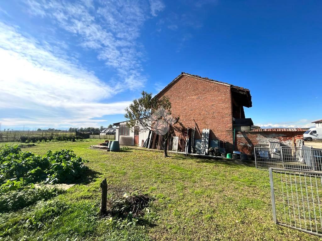 Rustico in vendita a Poirino
