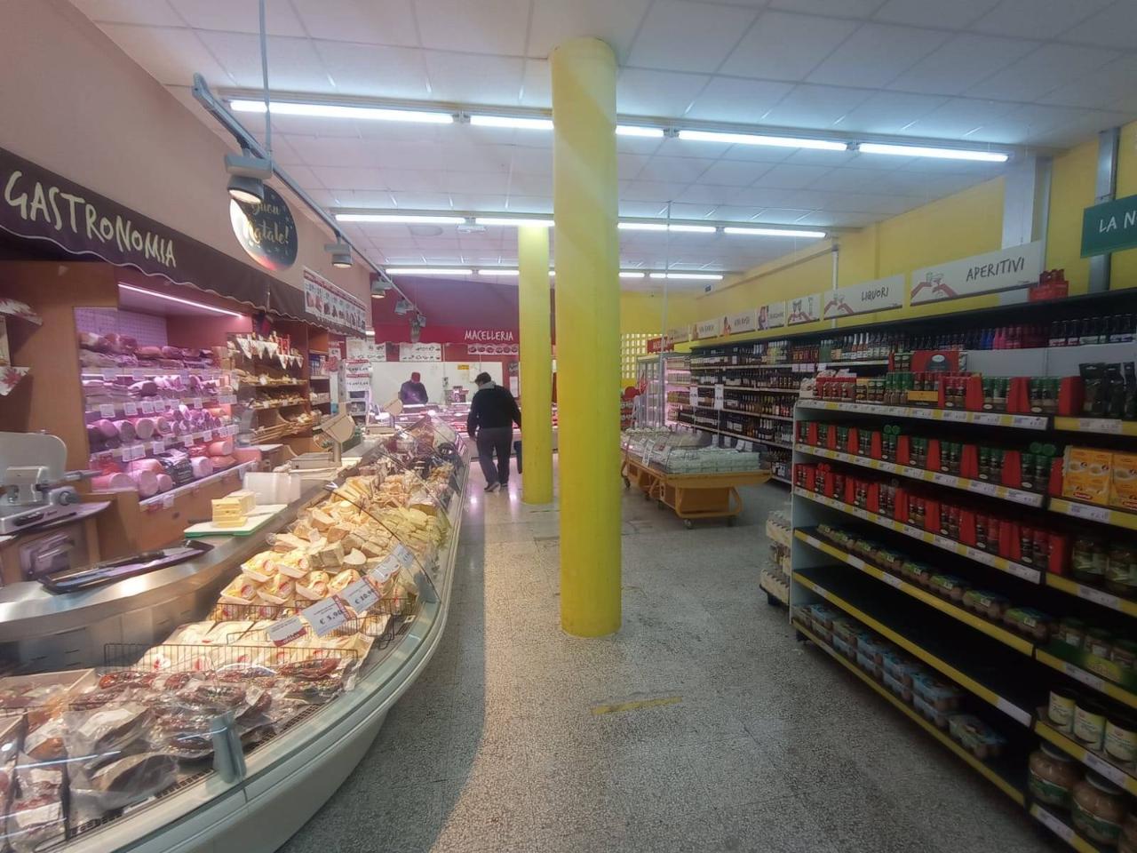 Locale commerciale in vendita a Gallipoli