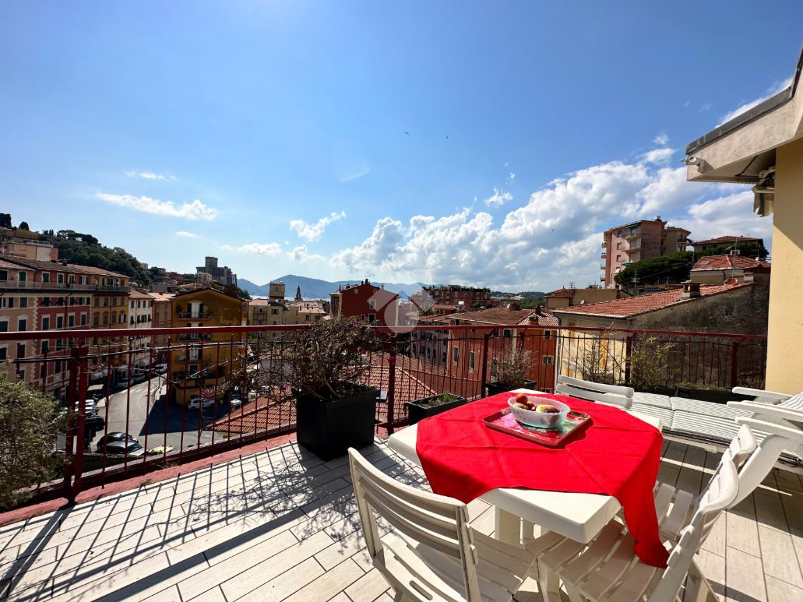 Appartamento in vendita a Lerici
