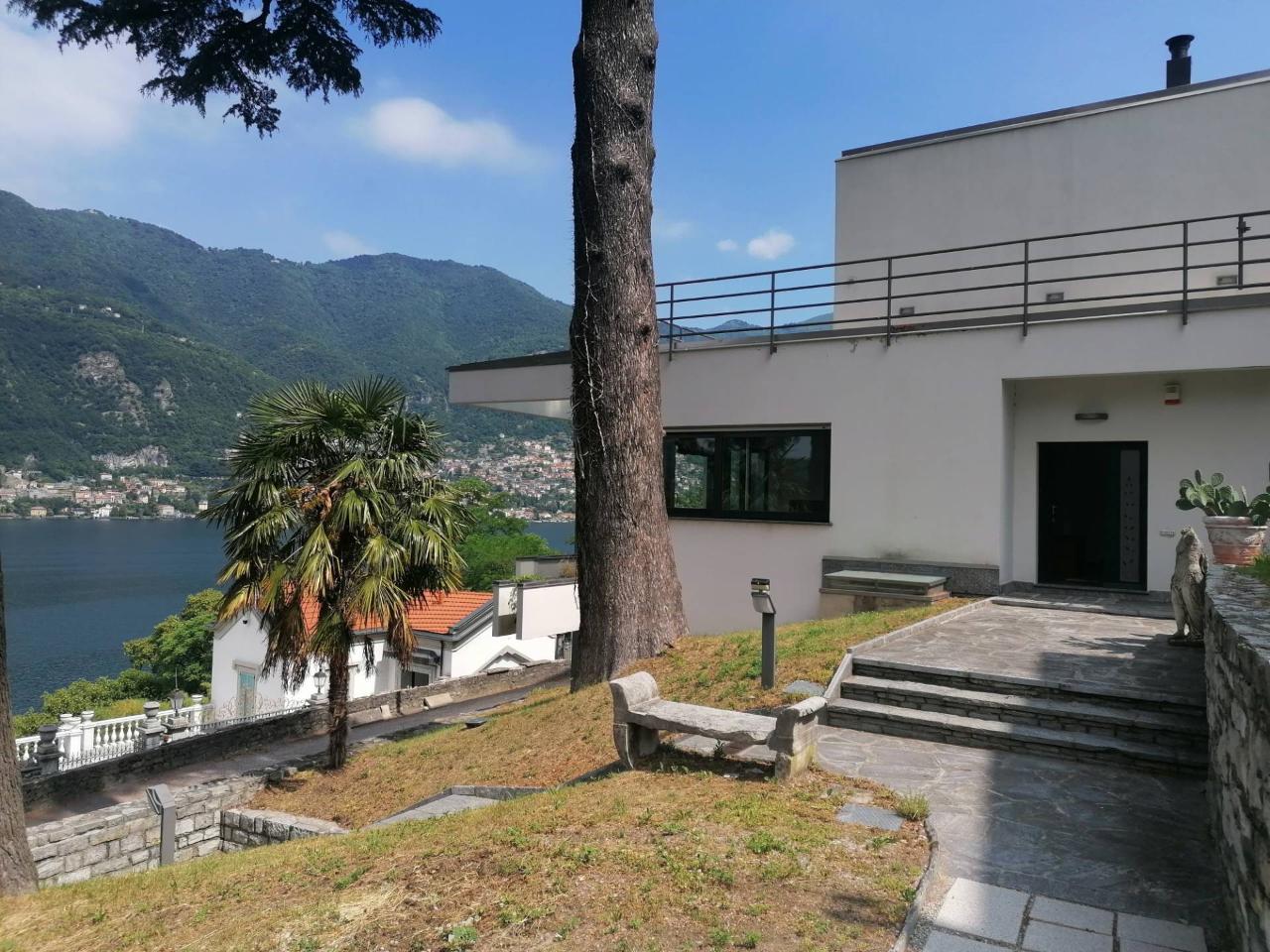 Villa in affitto a Blevio