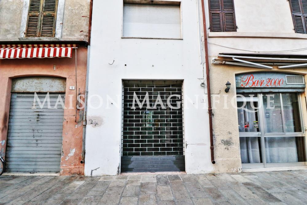 Negozio in vendita a Comacchio