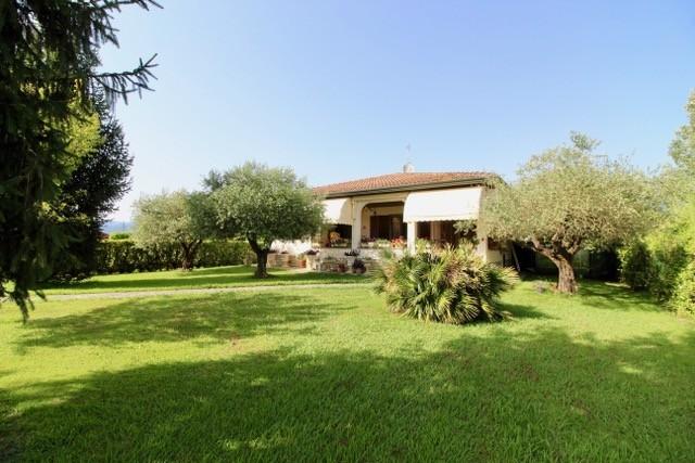 Villa in vendita a Pietrasanta