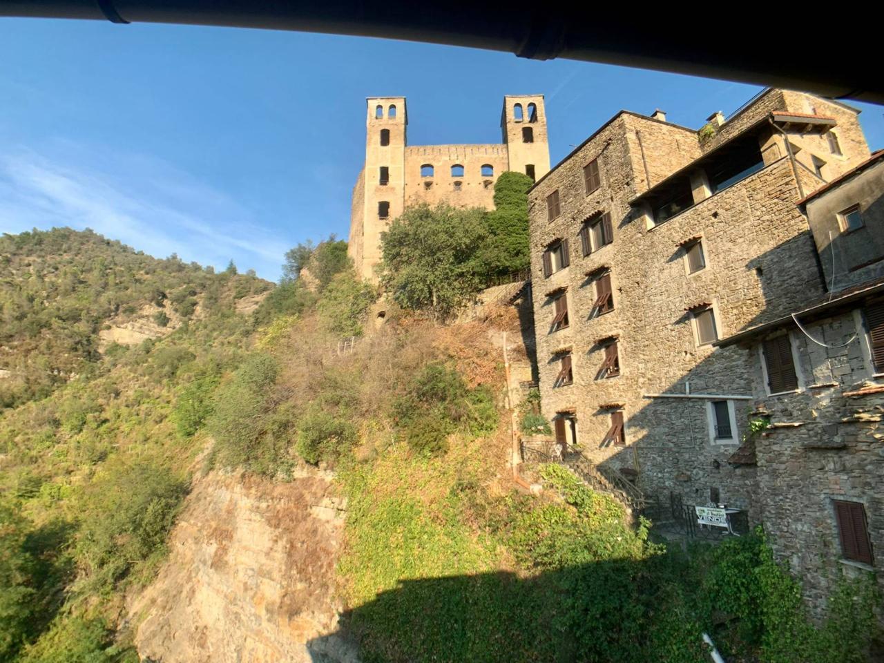 Appartamento in vendita a Dolceacqua