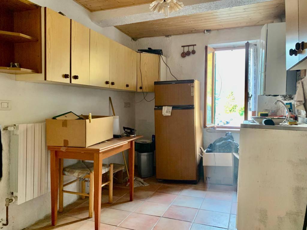 Appartamento in vendita a Isolabona