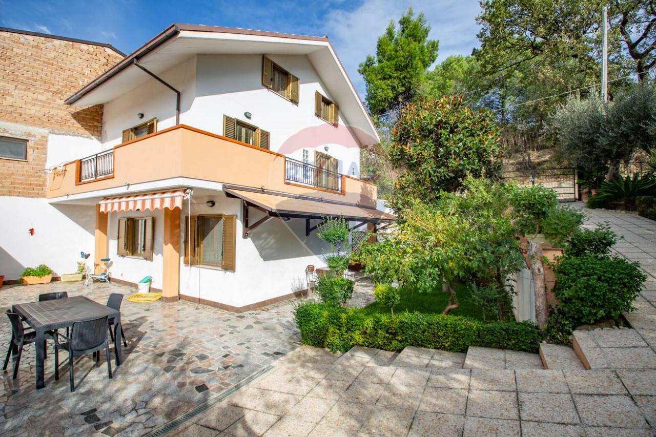 Villa in vendita a Chieti