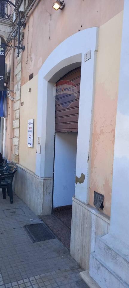 Negozio in affitto a Pachino