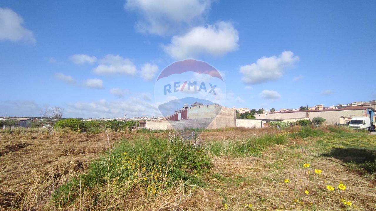 Terreno edificabile in vendita a Rosolini