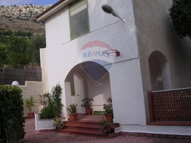 Villa in vendita a Priolo Gargallo