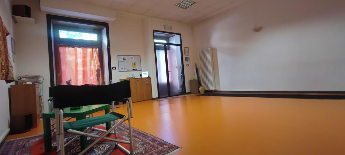 Negozio in vendita a Pinerolo