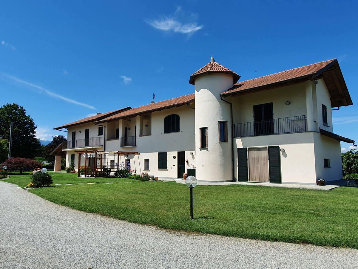 Casa indipendente in vendita a Cavour