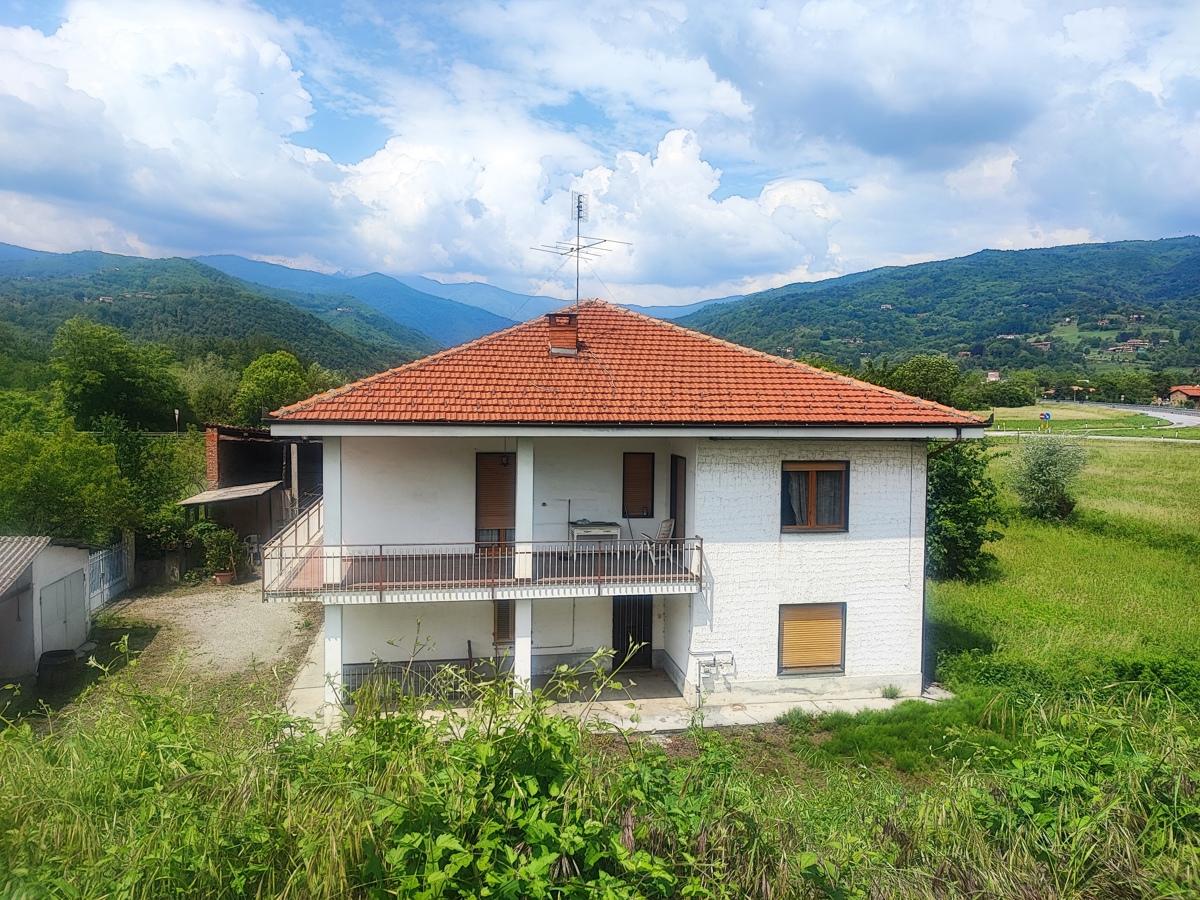 Villa in vendita a Pinerolo