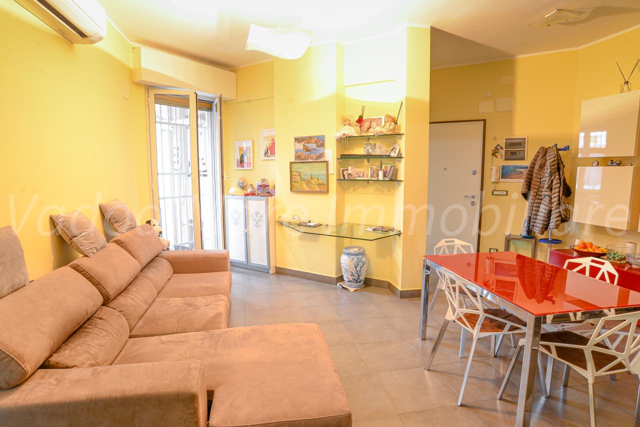 Quadrilocale, Savona