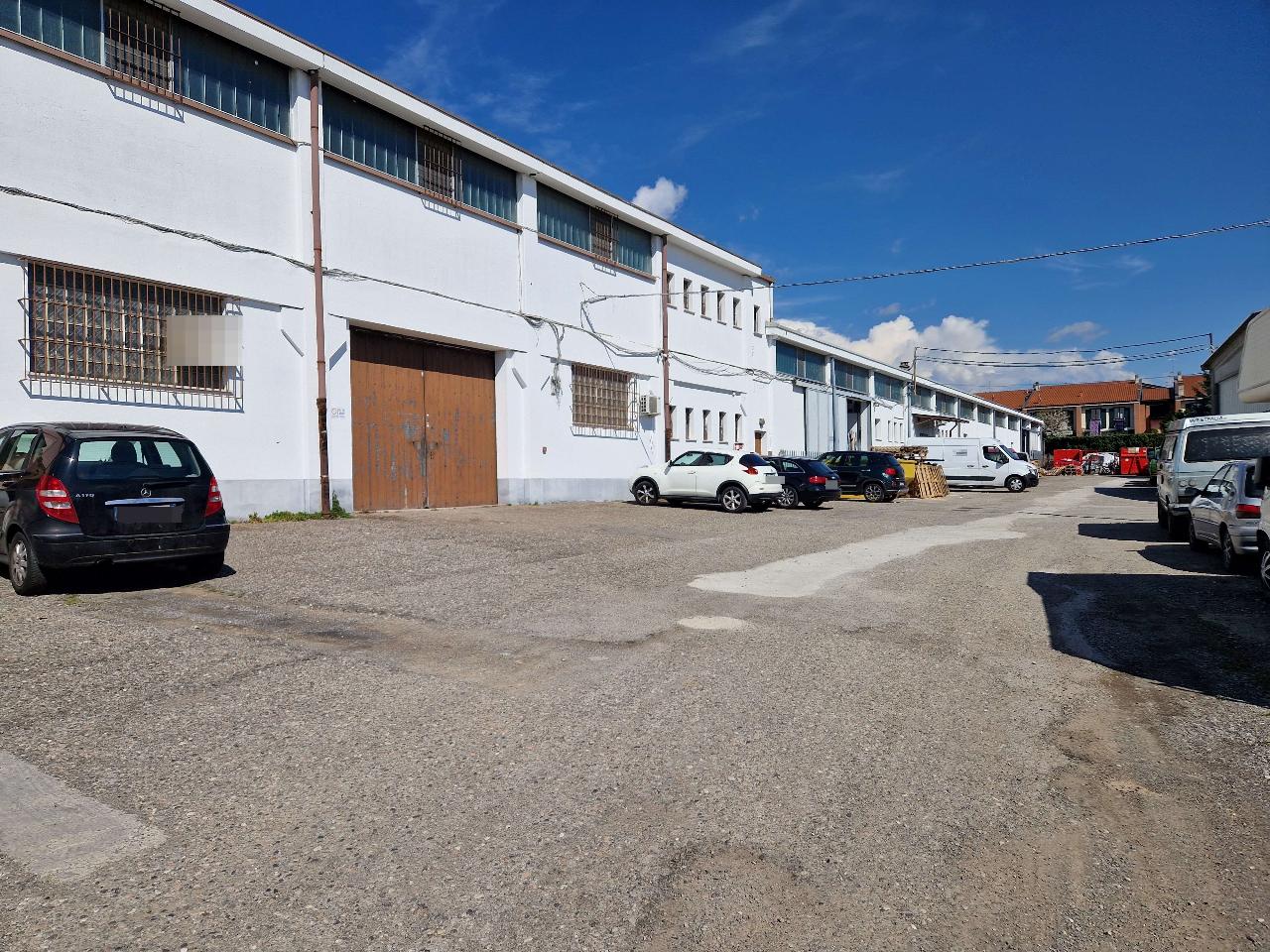 Capannone in affitto a Vertemate Con Minoprio