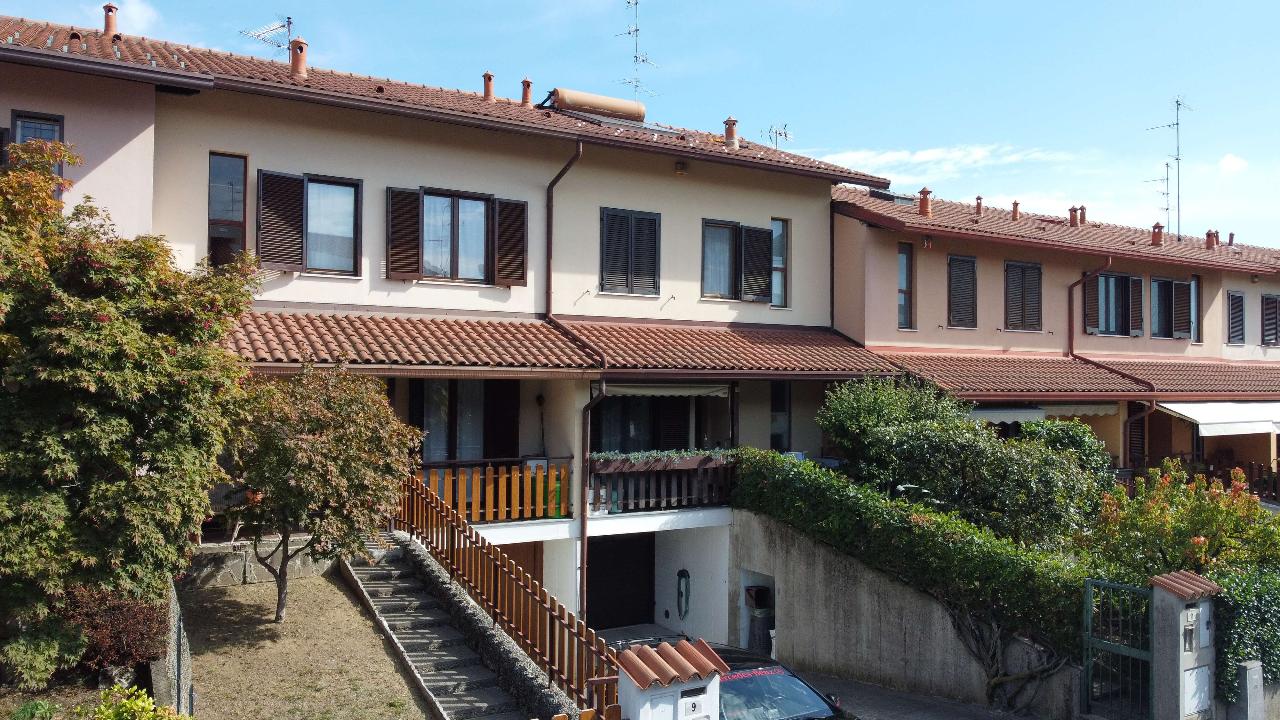 Villa a schiera in vendita a Lomazzo
