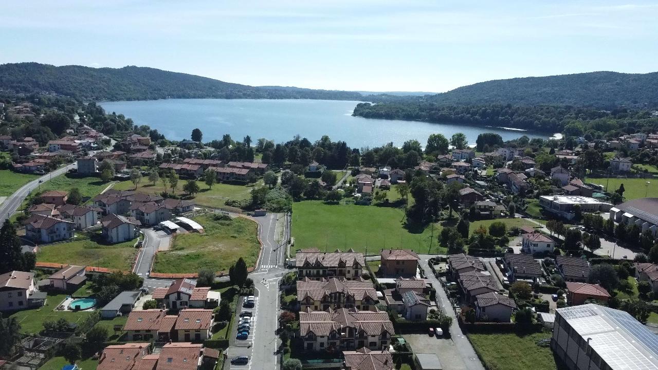 Villa a schiera in vendita a Ternate