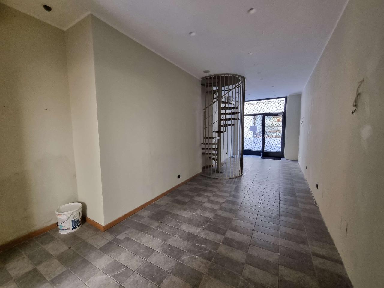 Ufficio in affitto a Cantu'