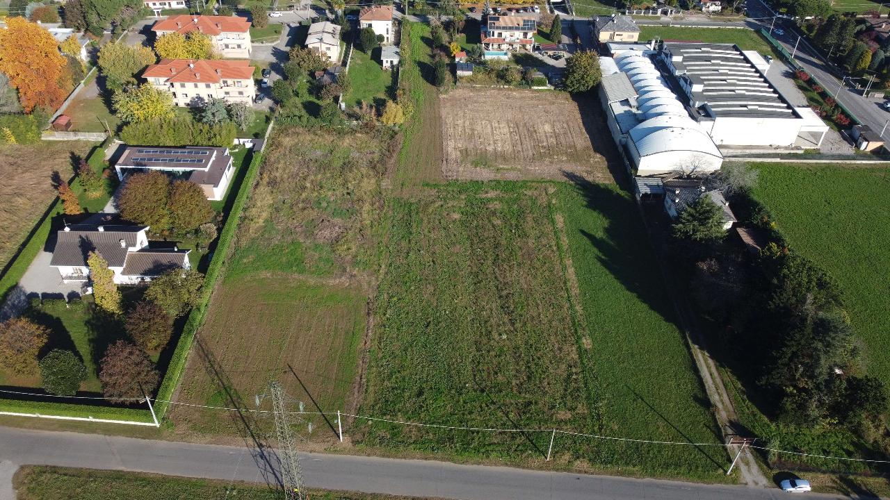 Terreno edificabile in vendita a Fenegro'