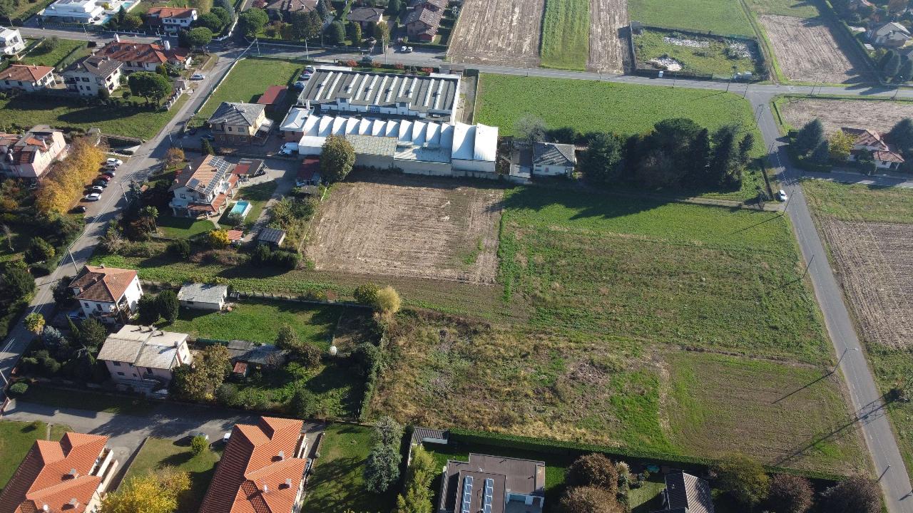 Terreno edificabile in vendita a Fenegro'