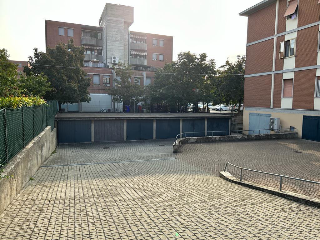 Parcheggio chiuso in vendita a Parma