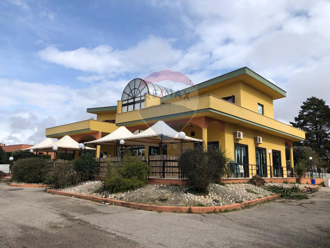 Negozio in vendita a Sabaudia