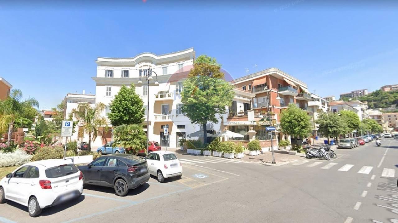 Negozio in vendita a Terracina