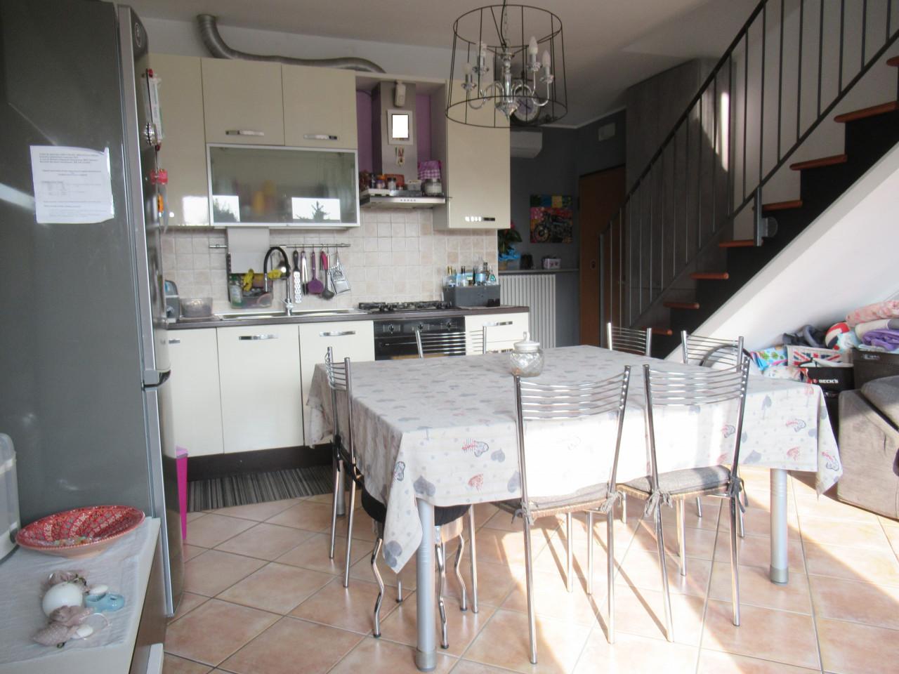 Appartamento in vendita a Giavera Del Montello