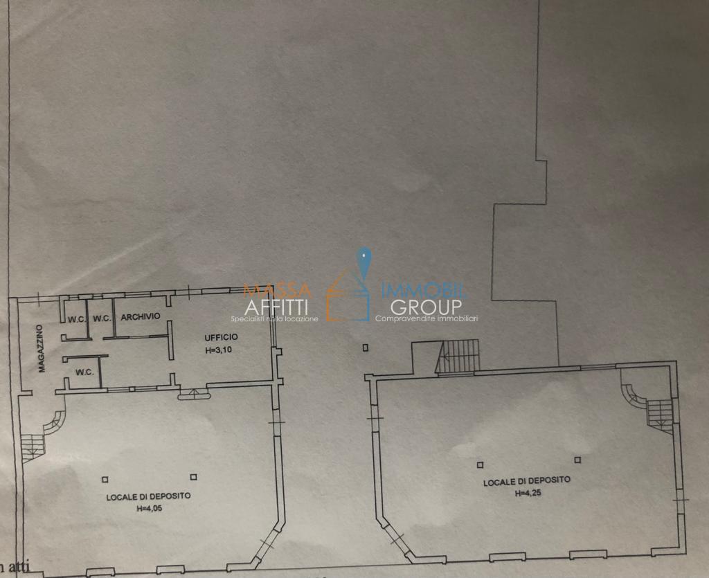 Negozio in affitto a Carrara