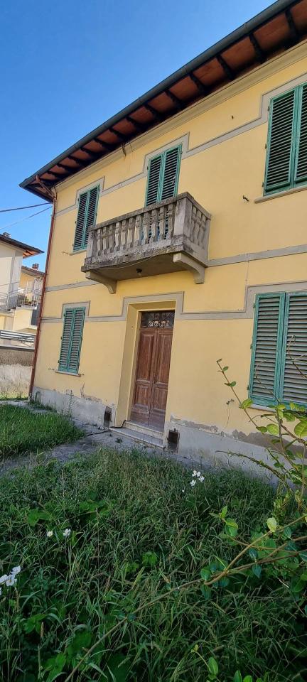 Villa in vendita a Montevarchi