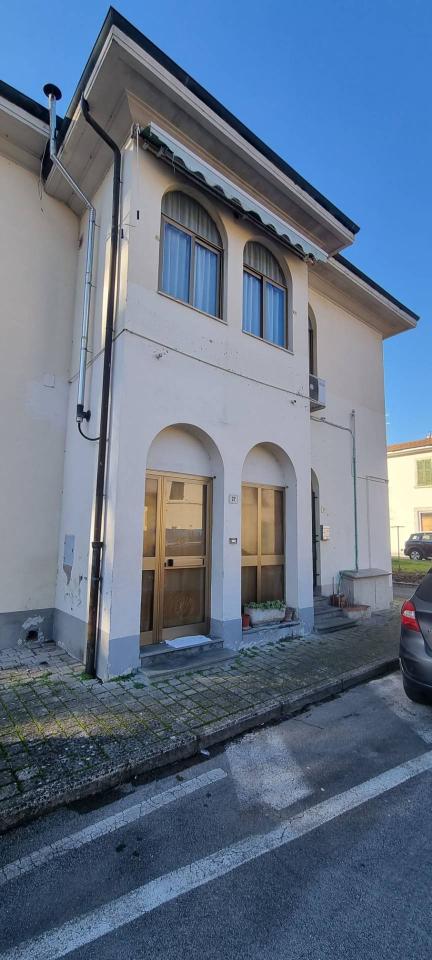 Appartamento in vendita a Cavriglia