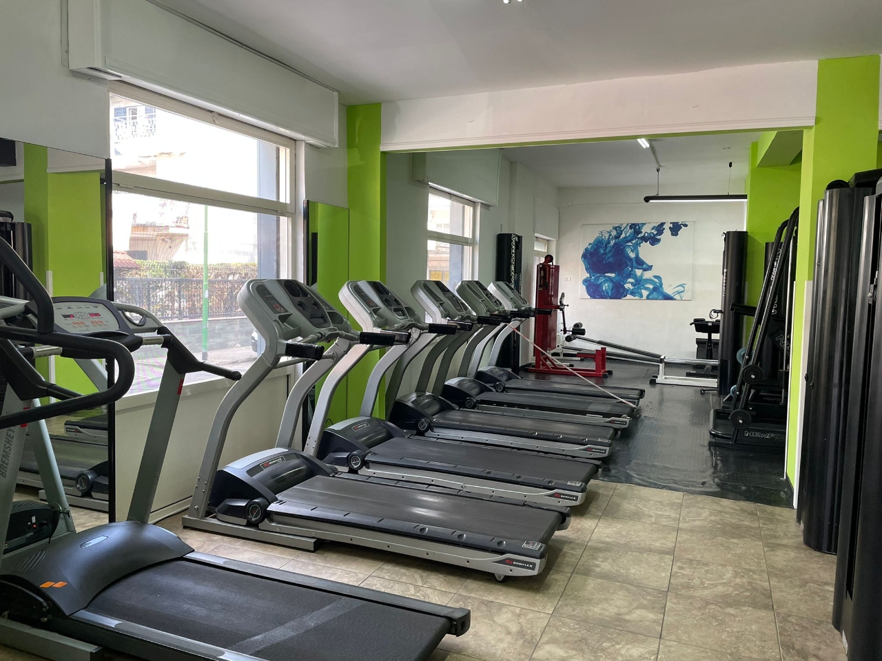 Locale commerciale in vendita a Afragola