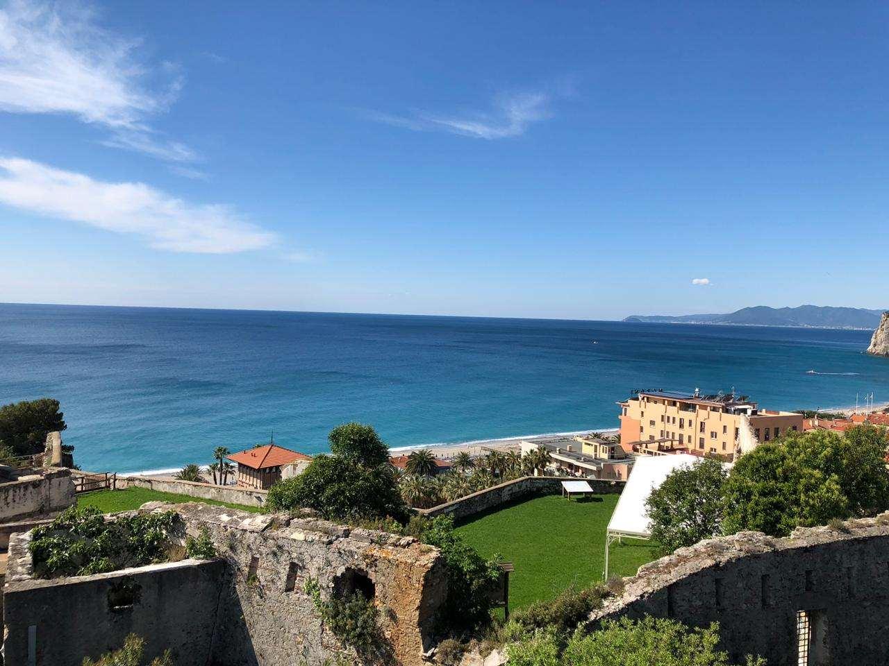 Attico in vendita a Finale Ligure