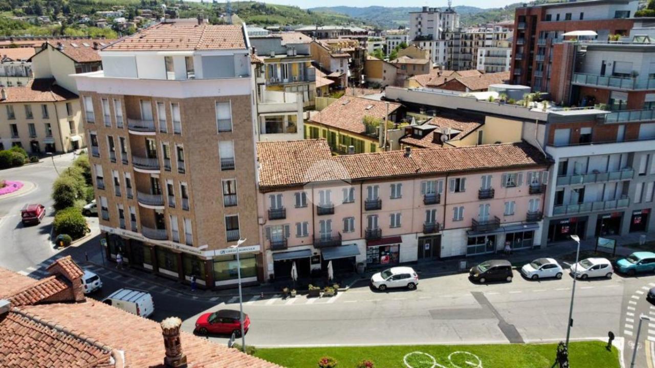 Palazzo in vendita a Alba