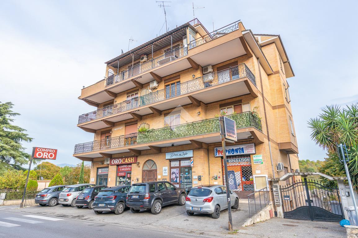 Negozio in vendita a Fonte Nuova