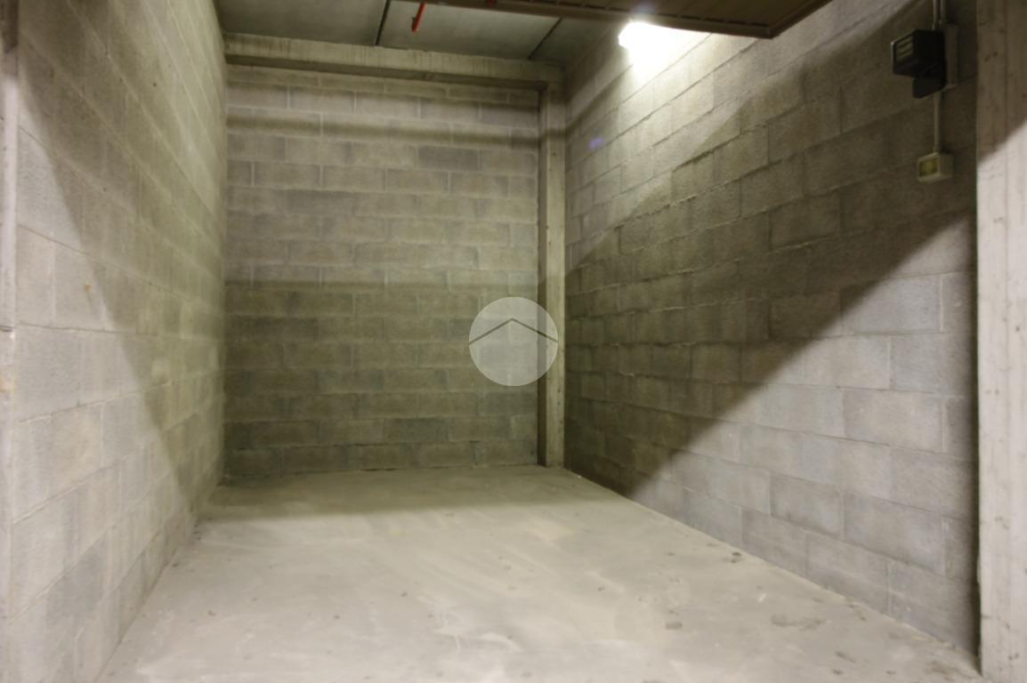 Box in vendita a Moncalieri