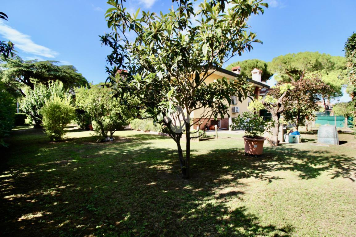 Villa in vendita a Lignano Sabbiadoro