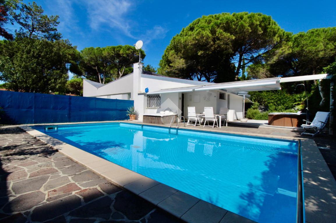 Villa in vendita a Lignano Sabbiadoro
