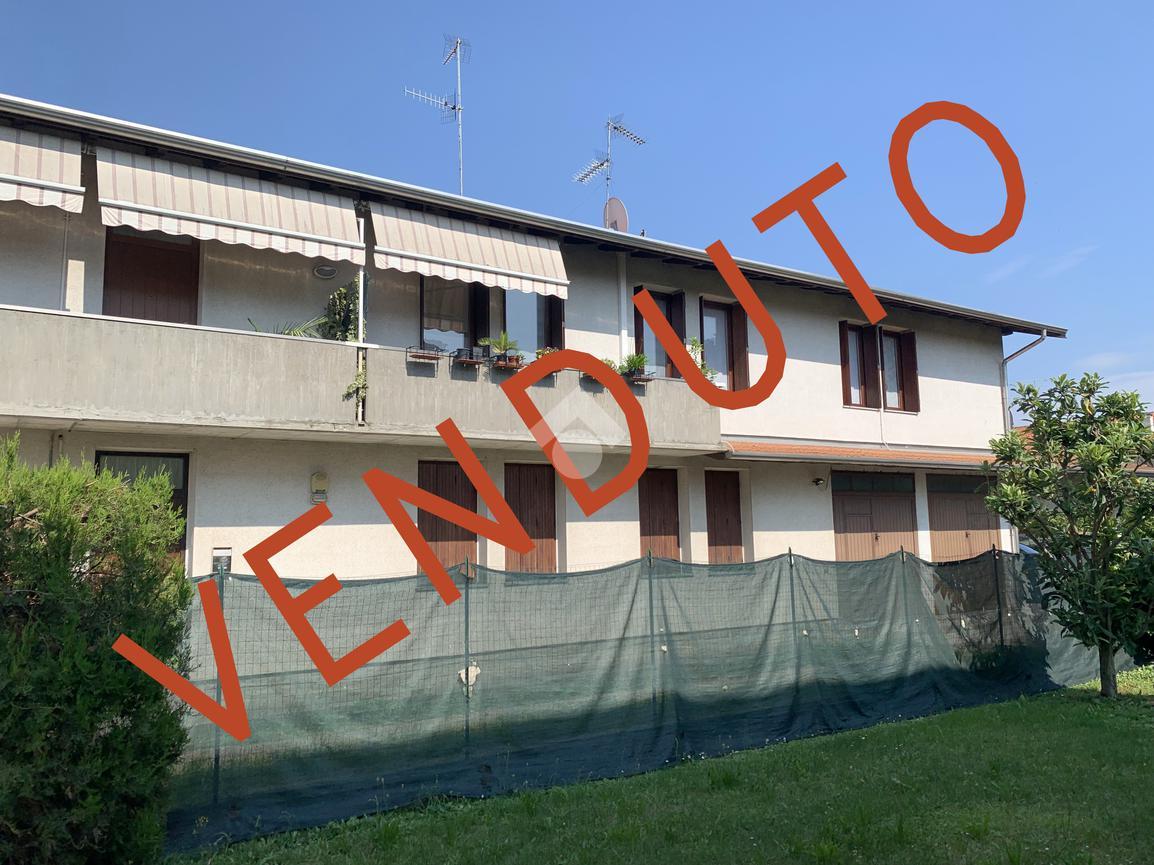 Quadrilocale in Via Fornasari 6, Cairate