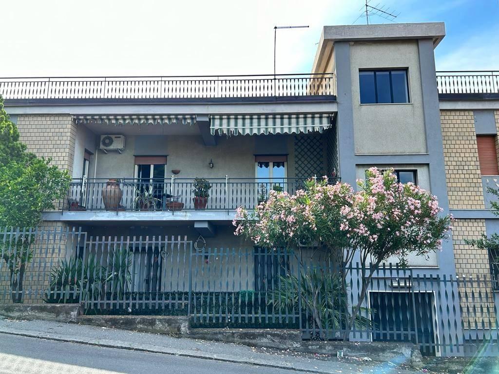 Appartamento in vendita a Sant'Agata Li Battiati