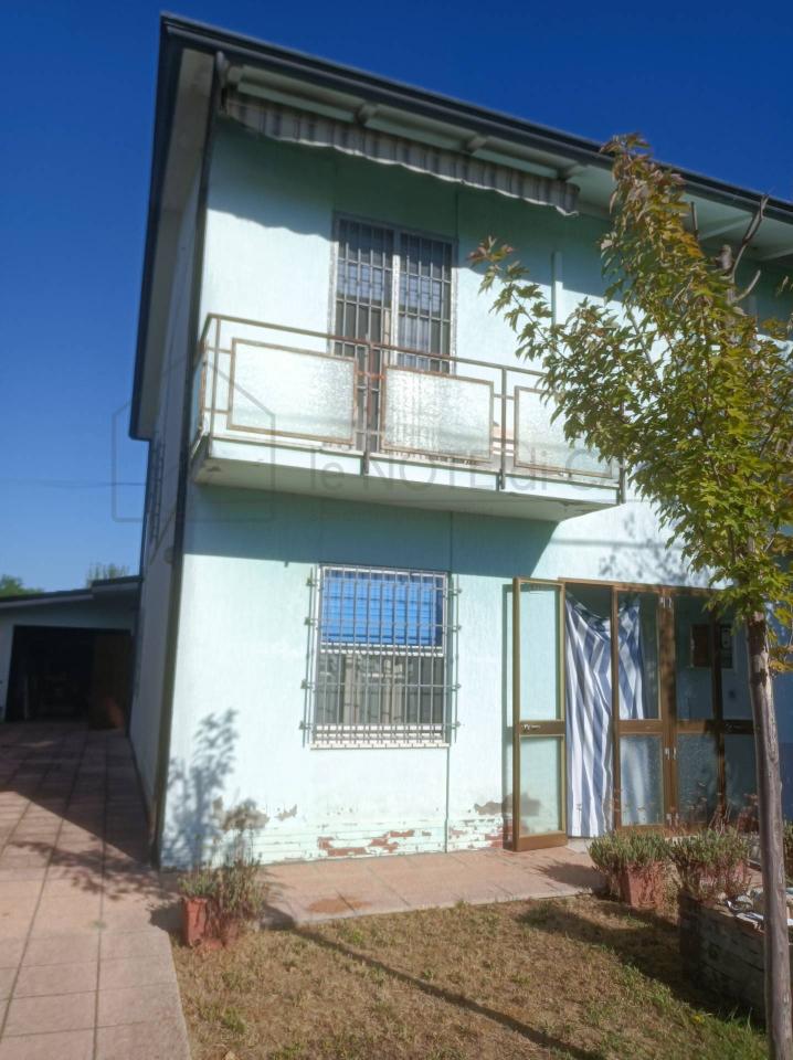 Villa in vendita a Cesena