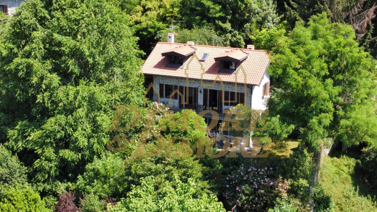 Villa in vendita a Mergozzo