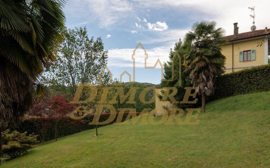 Villa in vendita a Meina
