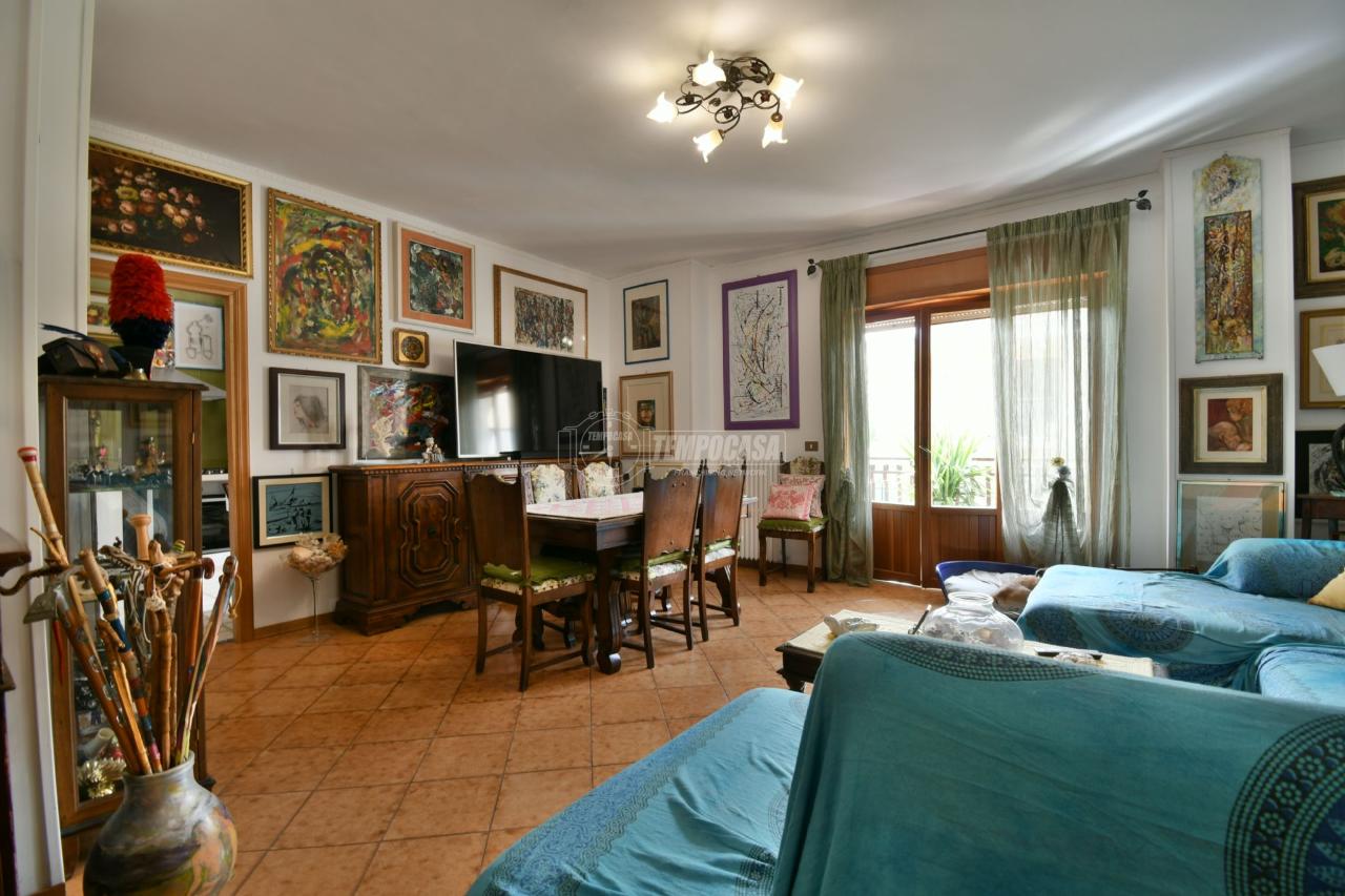 Quadrilocale in Piazza Ticino, Caselle, Maltignano