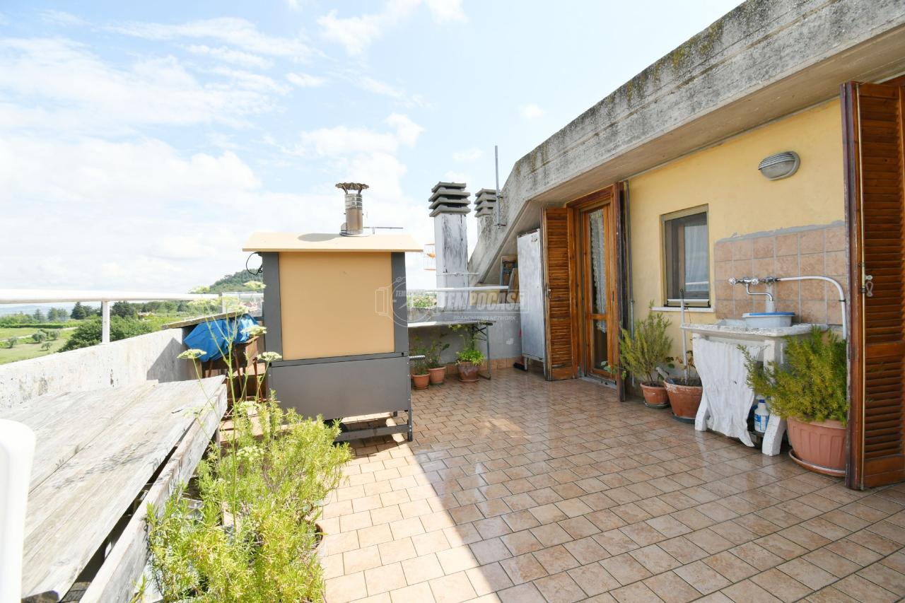 Appartamento in vendita a Folignano