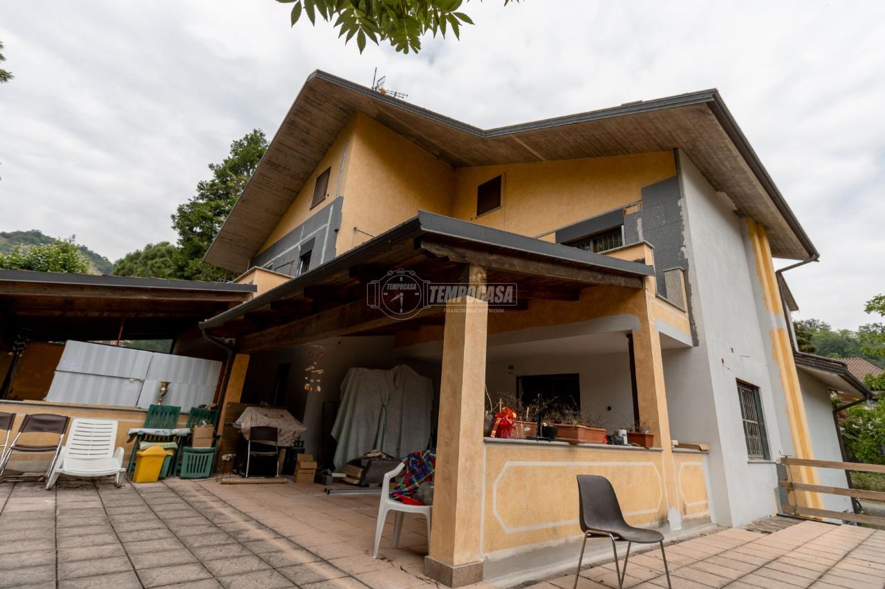 Villa in vendita a Trana