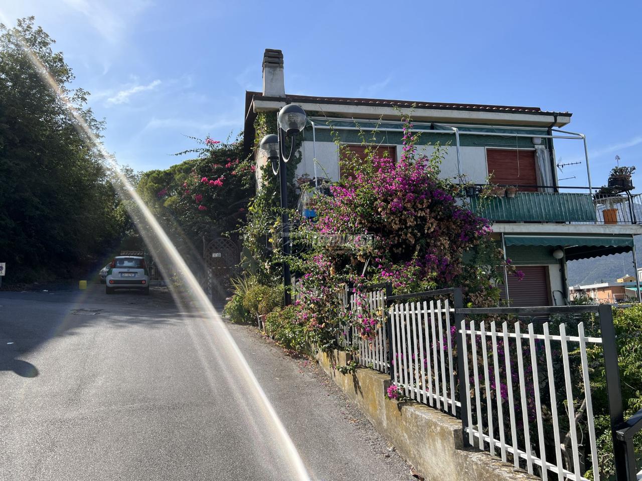 Villa in vendita a Borghetto Santo Spirito