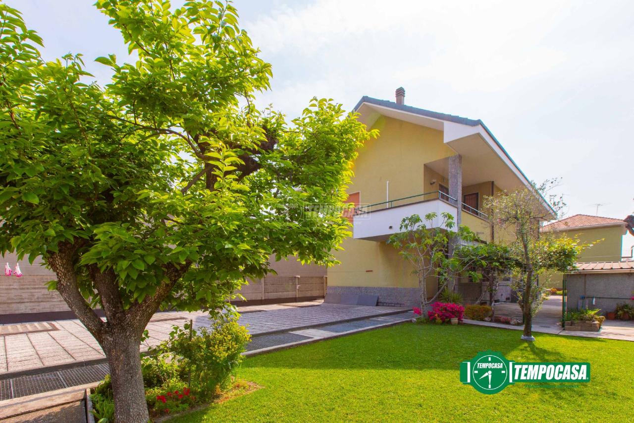 Villa a schiera in vendita a Busto Arsizio