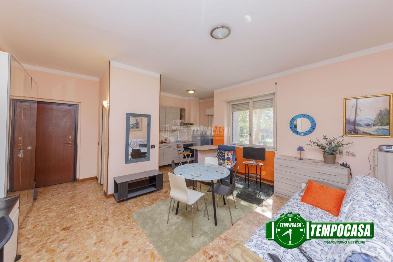 Appartamento in vendita a Cesano Boscone