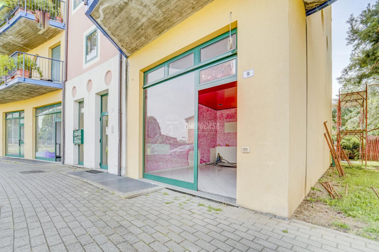 Negozio in vendita a Fagnano Olona