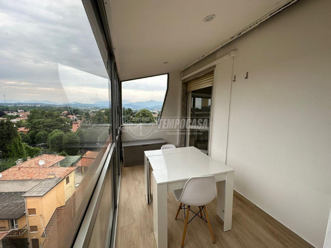 Attico in vendita a Fino Mornasco