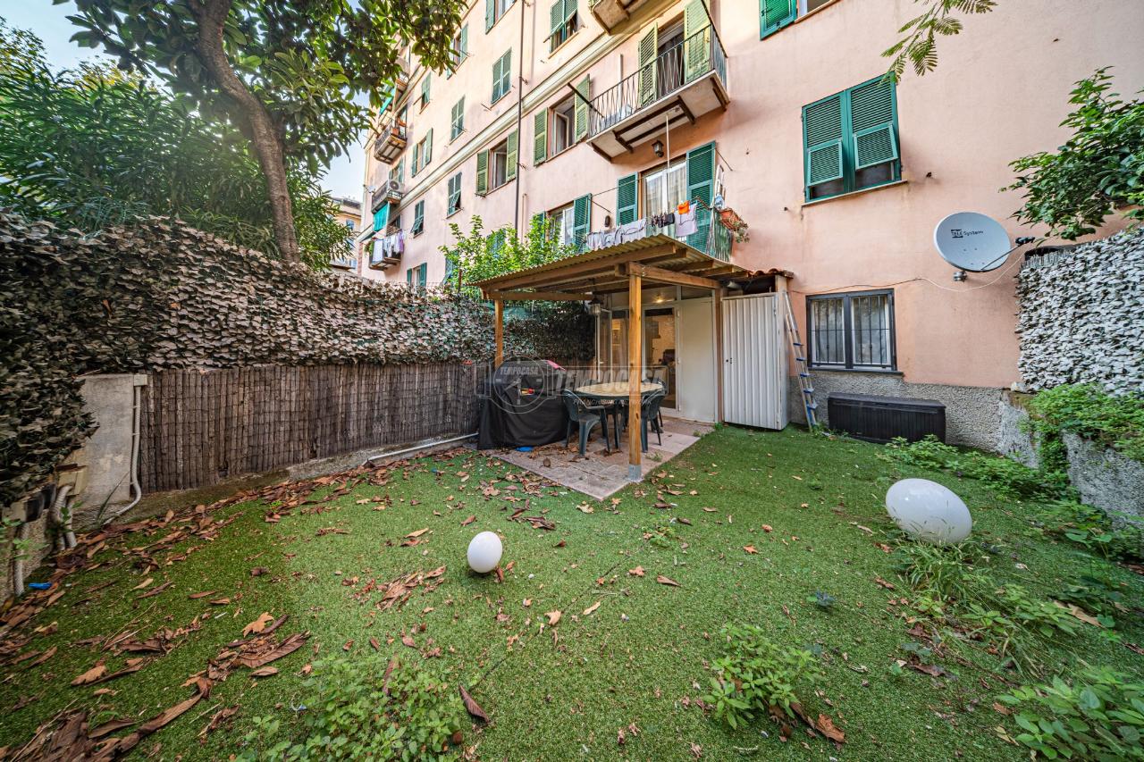 Appartamento in vendita a Genova